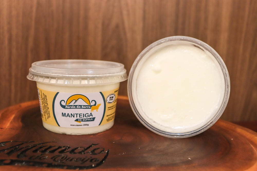 MANTEIGA DE LEITE DE BÚFALA