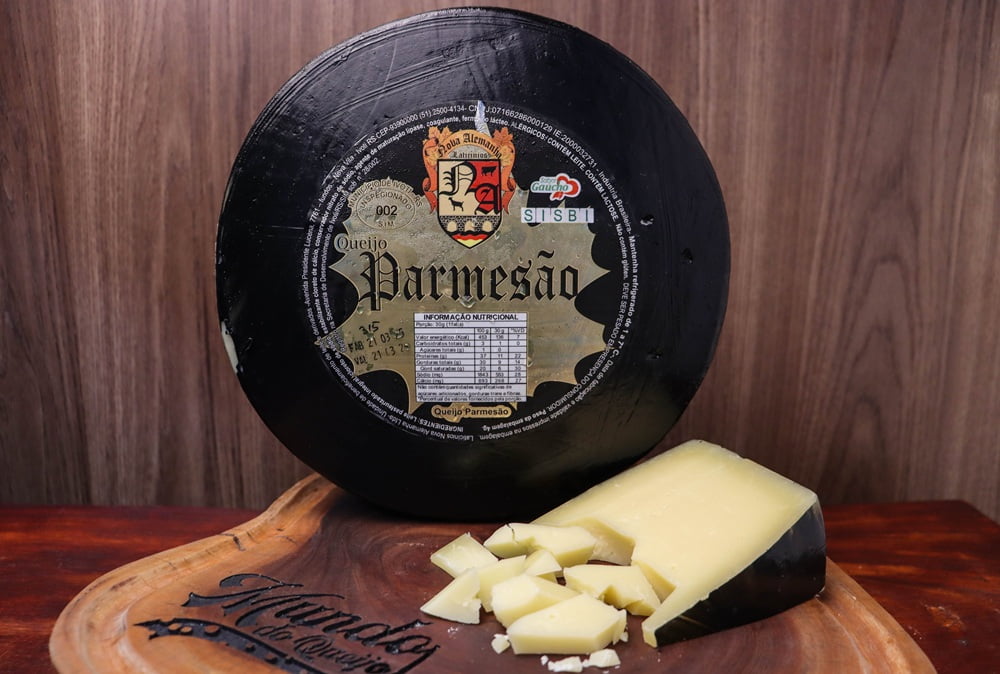 QUEIJO PARMESÃO